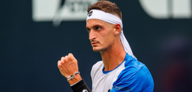 Um colecionador de Pokémon que está varrendo o mundo do tênis: este é ...